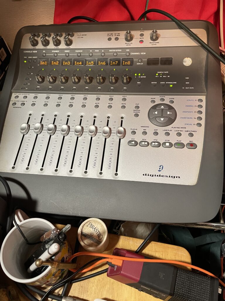 digi002/ROUGH&TUMBLE